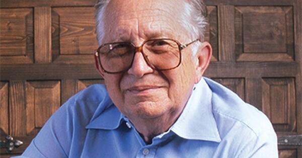 95 éves Magyarország egyik legismertebb közgazdász gondolkodója - Piac ...